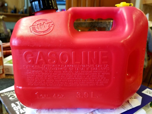Blitz 1 Gallon 4oz Vented Gas Fuel Can With Flex Spout 11805 USA for ...