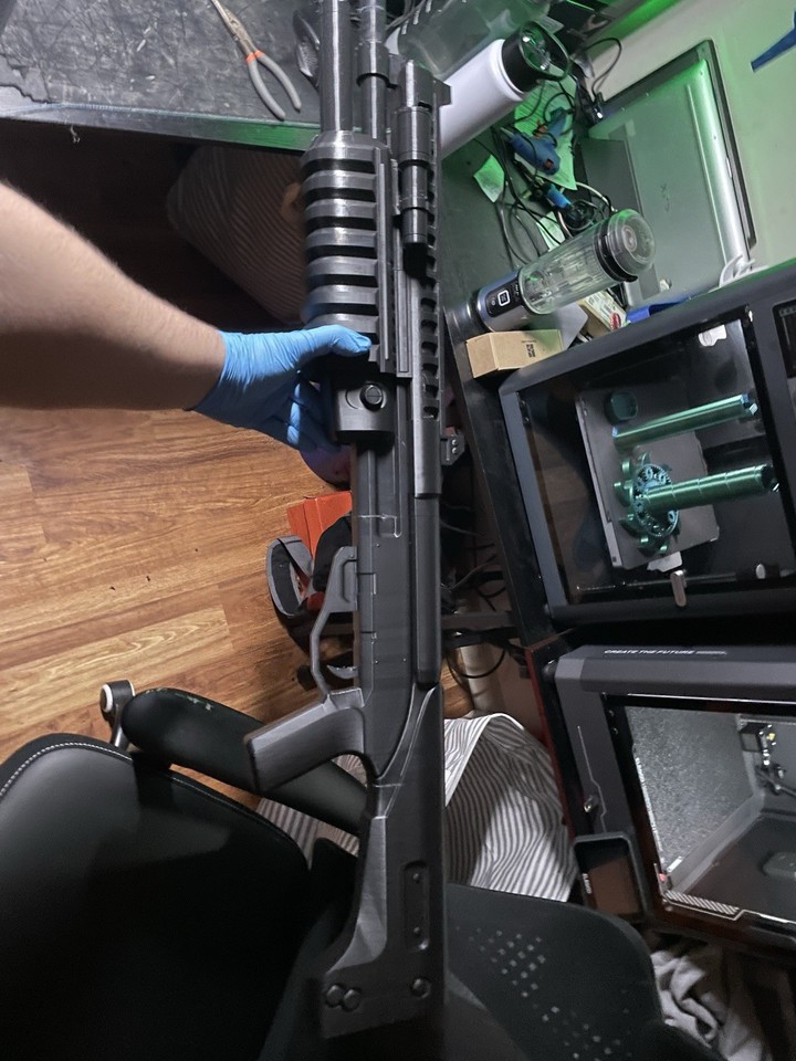 Halo Reach m90 shotgun lifesized plastic toy prop for cosplay or ...