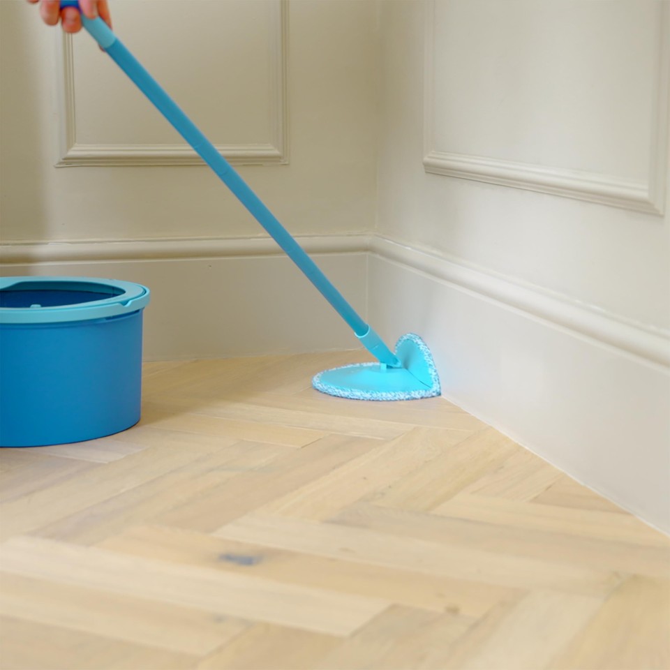 Spontex Aqua Revolution System X'tra Floor Mop and Bucket Set ...