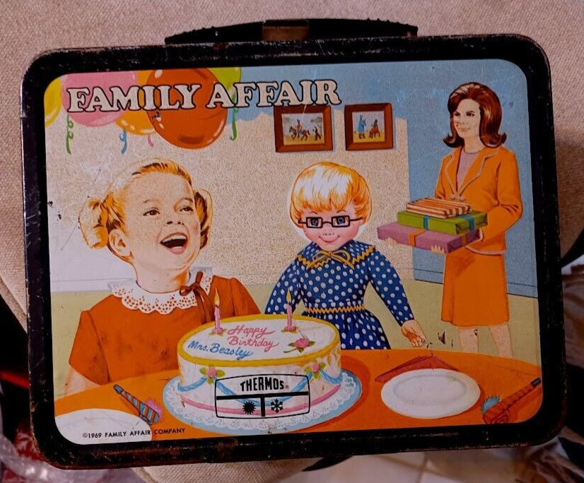Thermos Brand Family Affair Mrs Beasley Retro Vintage Metal Lunch Box ...
