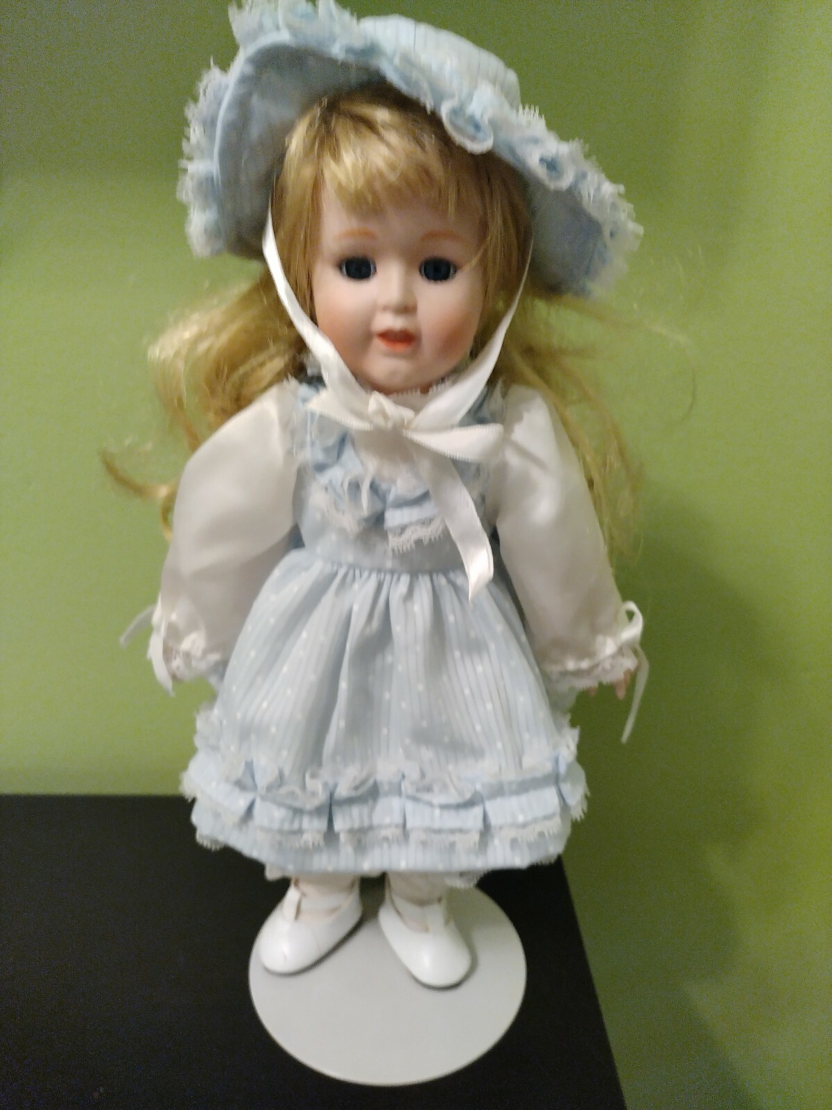 12” Porcelain Doll With The Stand By Kaiser Chicago | eBay