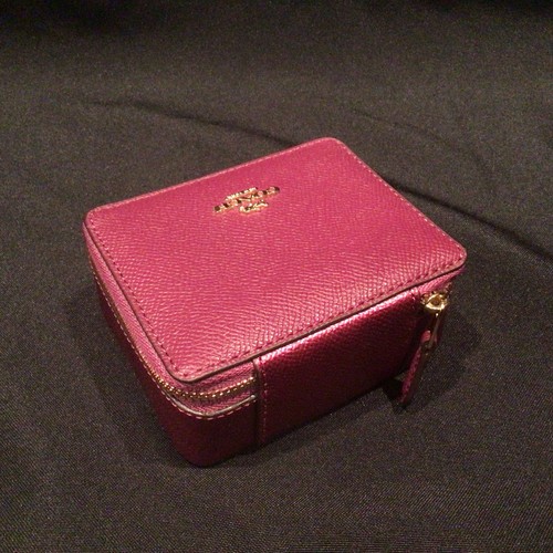 🧡Coach CUTE Jewelry Box Signature Canvas/Leather - DARK BERRY/METALLIC ...