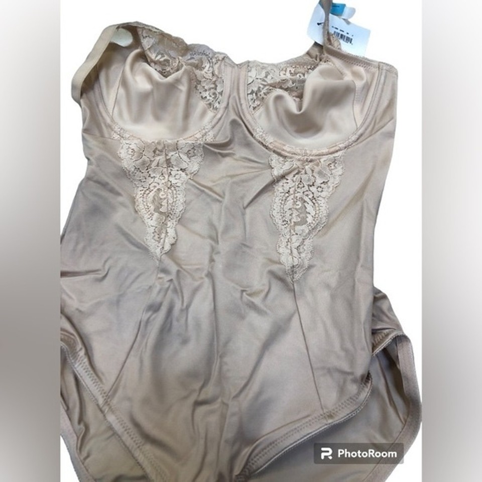 Maidenform Ultra Firm Women's Shapewear, Body Shaper With Built-In ...