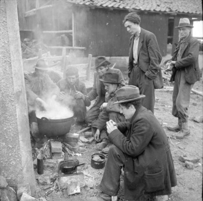 WW2 Photo WWII Homeless German Civilians March 1945 World War Two ...