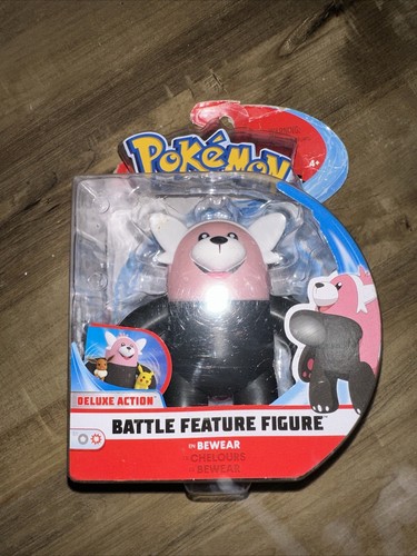 Wicked Cool Toys - Pokemon Battle Feature Figure - BEWEAR w/ Hugging ...