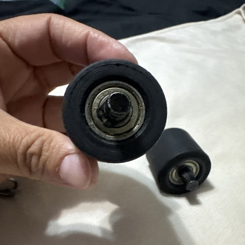 Used Heelys Shoes Authentic Replacement Wheels With Wheel Tool - Used ...