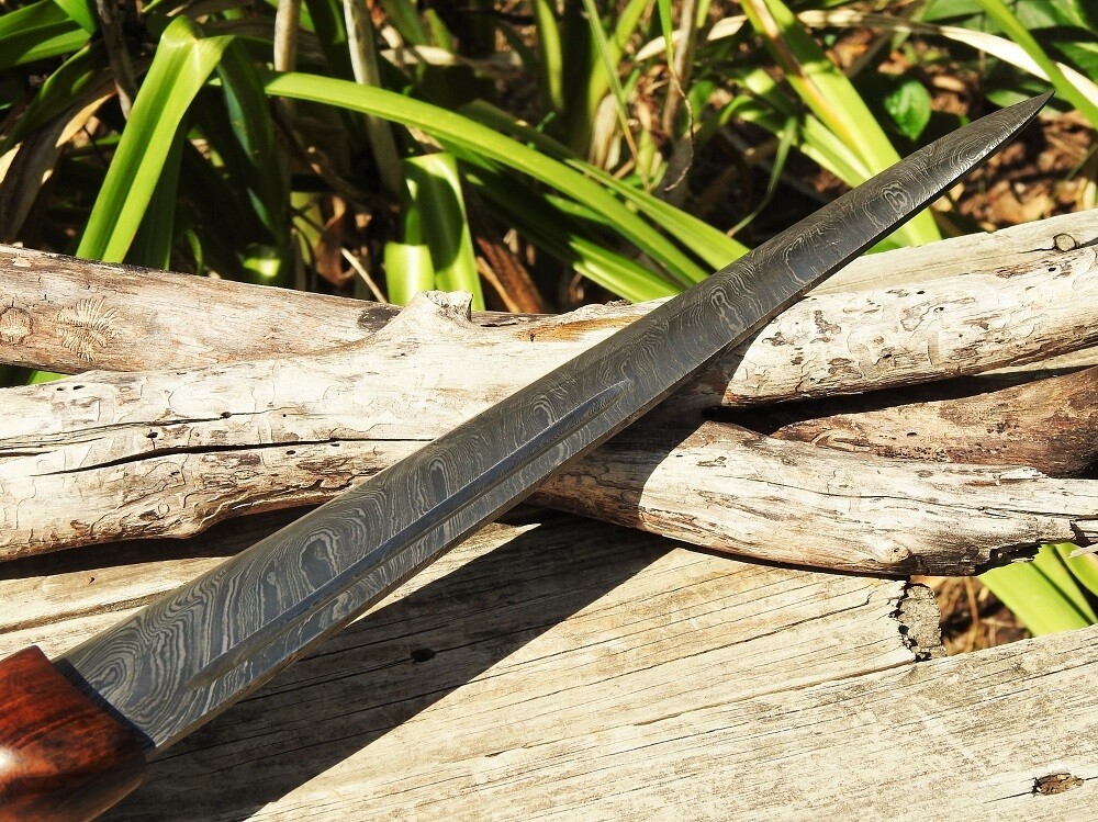 Scottish Dirk Dagger - Short Sword - Damascus Steel - Celtic - Sgian ...