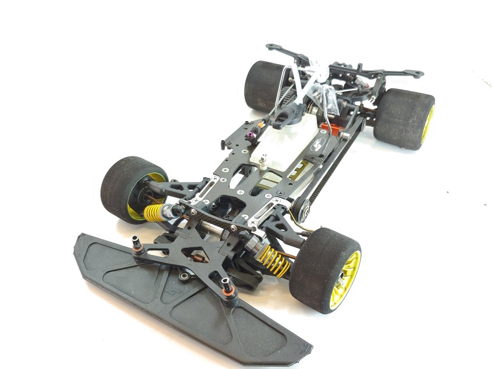 Serpent 960 1/8 Competition Nitro RC Race Car Carbon Fiber Roller w ...