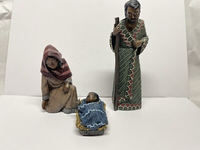 Parastone - Enesco Mahogany Miracle Nativity Set - Black Set of Three ...