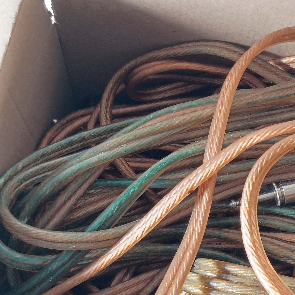 32 lbs Insulated Copper Speaker Wire Scrap Lot W/ Male Amp Plugs | eBay