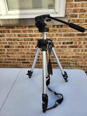 Bogen by Manfrotto 3011 Professional Tripod w/ 3126 Fluid Tilt Head | eBay
