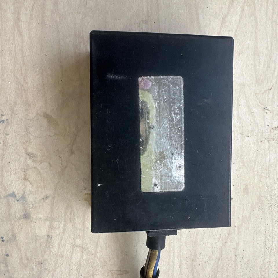 1982 HONDA V45 MAGNA VF750C ECU COMPUTER CONTROLLER ECM CDI 30400-MB0 ...