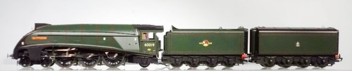 Hornby OO BR 4-6-2 Class A4 Bittern Double Tender Steam Locomotive Code ...