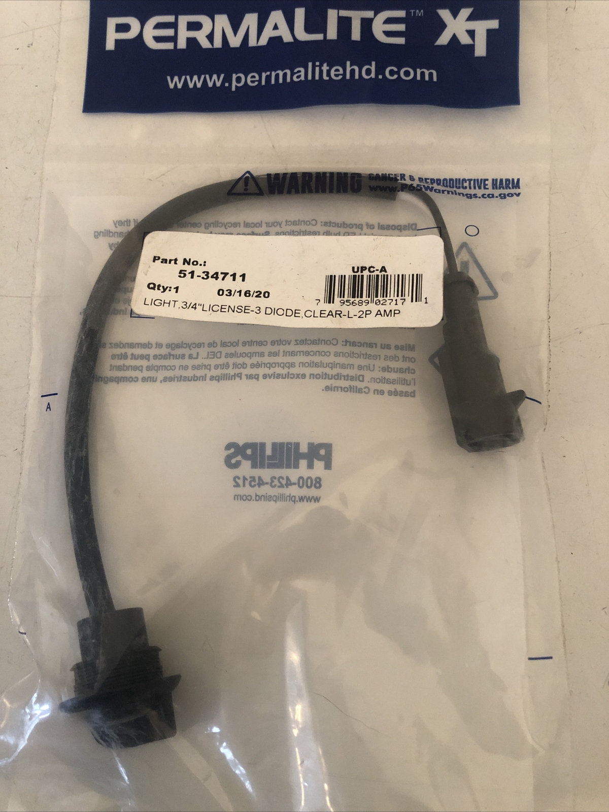 GENUINE PHILLIPS LICENSE PLATE LIGHT 3/4" -3 DIODE CLEAR L-2P AMP 51 ...