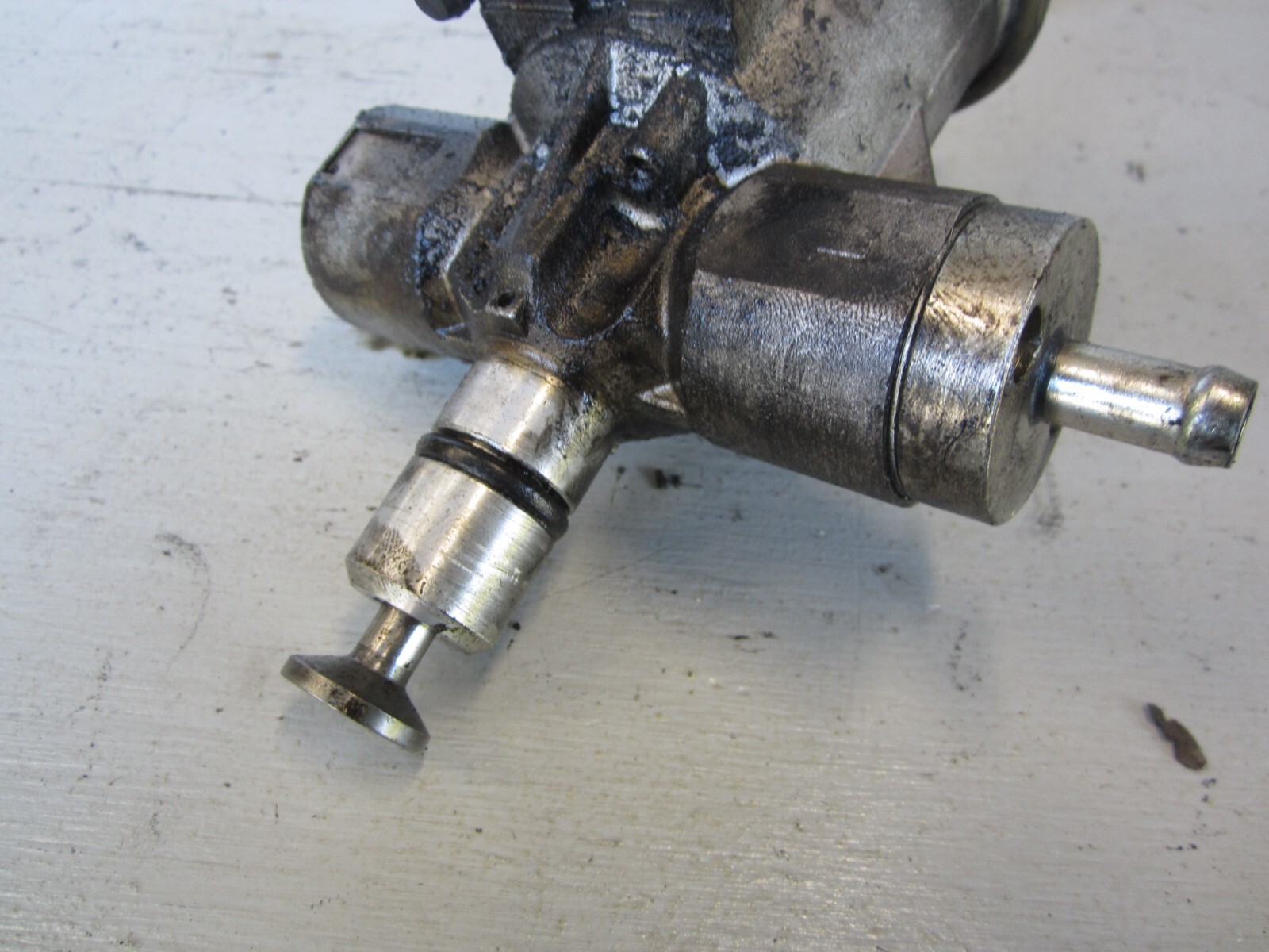 1995 - 1997 Ford F250 F350 7.3 Powerstroke Lift Pump with Mounting ...