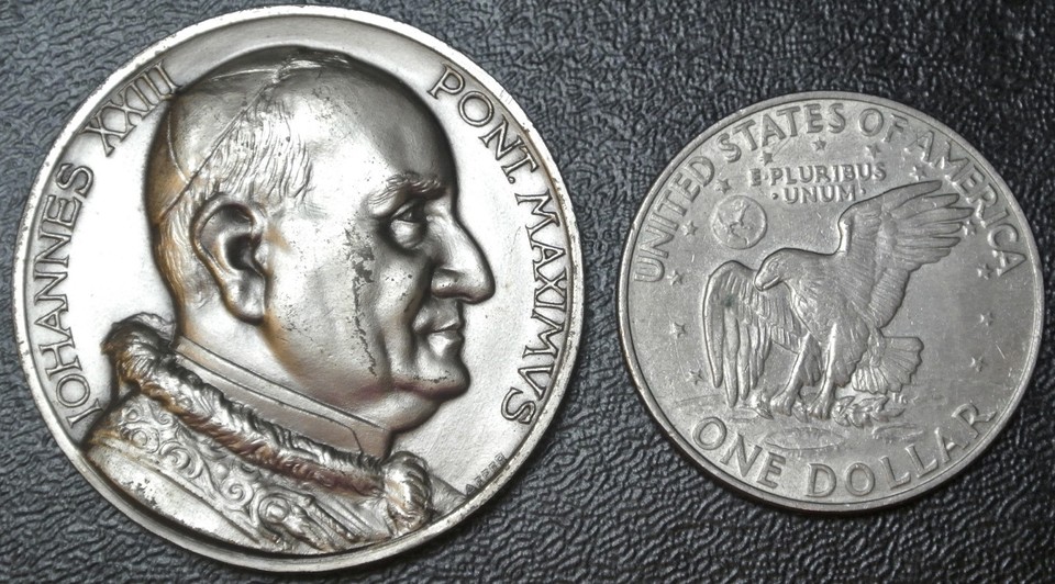 Vintage POPE JOHN XXIII Pont. Maximus - Pastor Bonvs MEDALLION - 50mm ...
