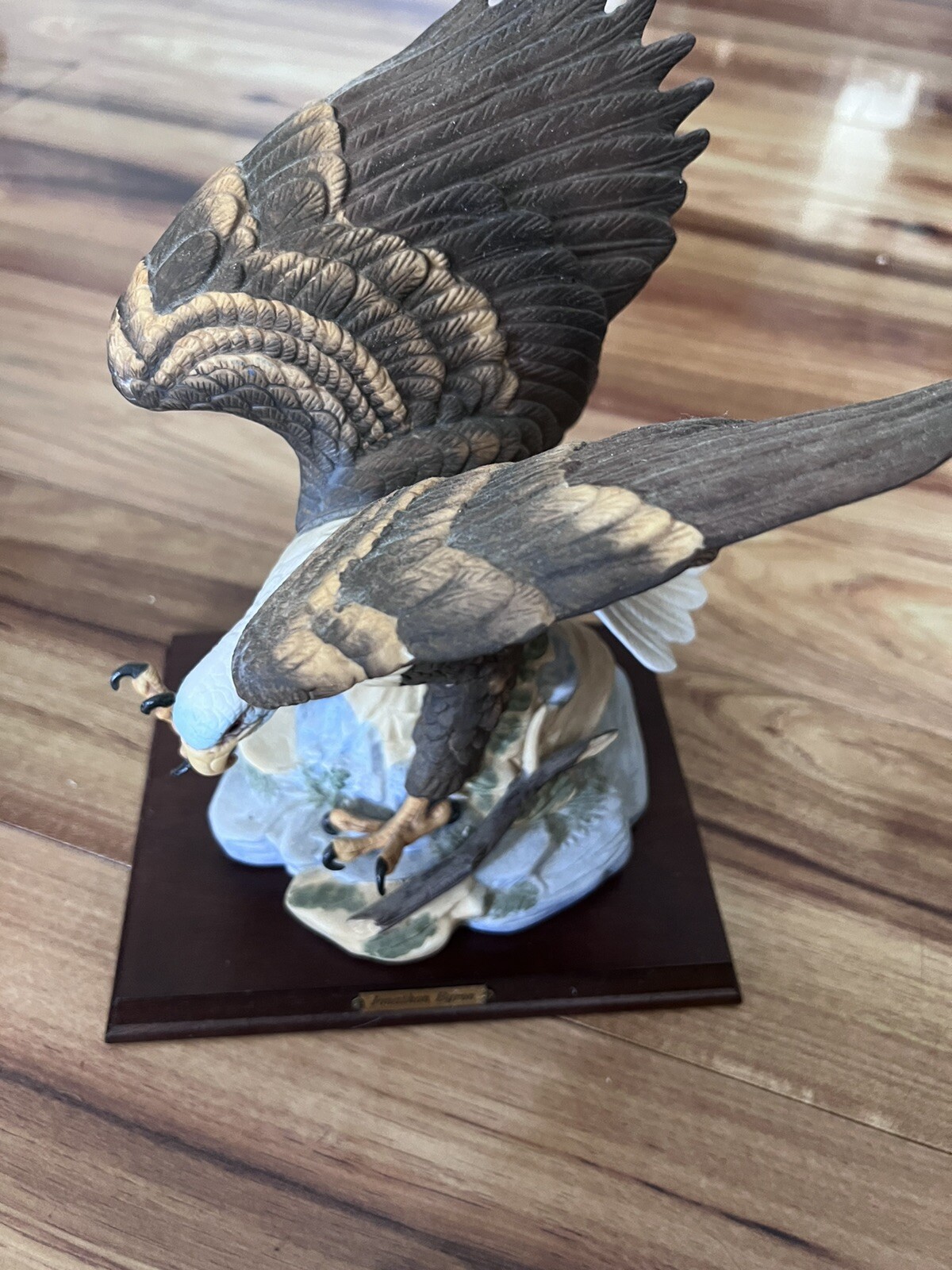 Vintage Jonathon Byron’s American Bird Collection “Landing Eagle” | eBay
