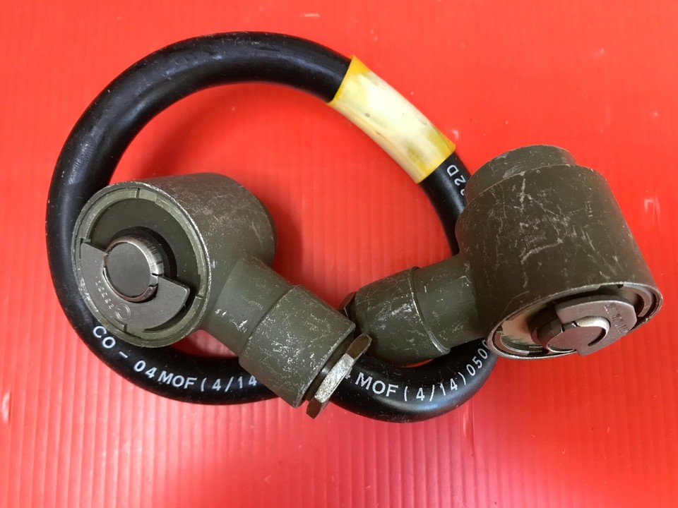 CX-4721/VRC CABLE 18 INCHES FOR AN/VRC-12, RT-524/VRC MILITARY RADIO ...