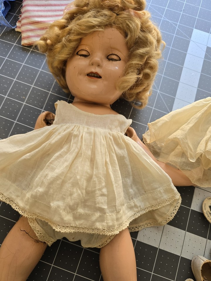 VINTAGE RARE EARLY 16" SHIRLEY TEMPLE COMPOSITION SLEEPY EYE DOLL ...