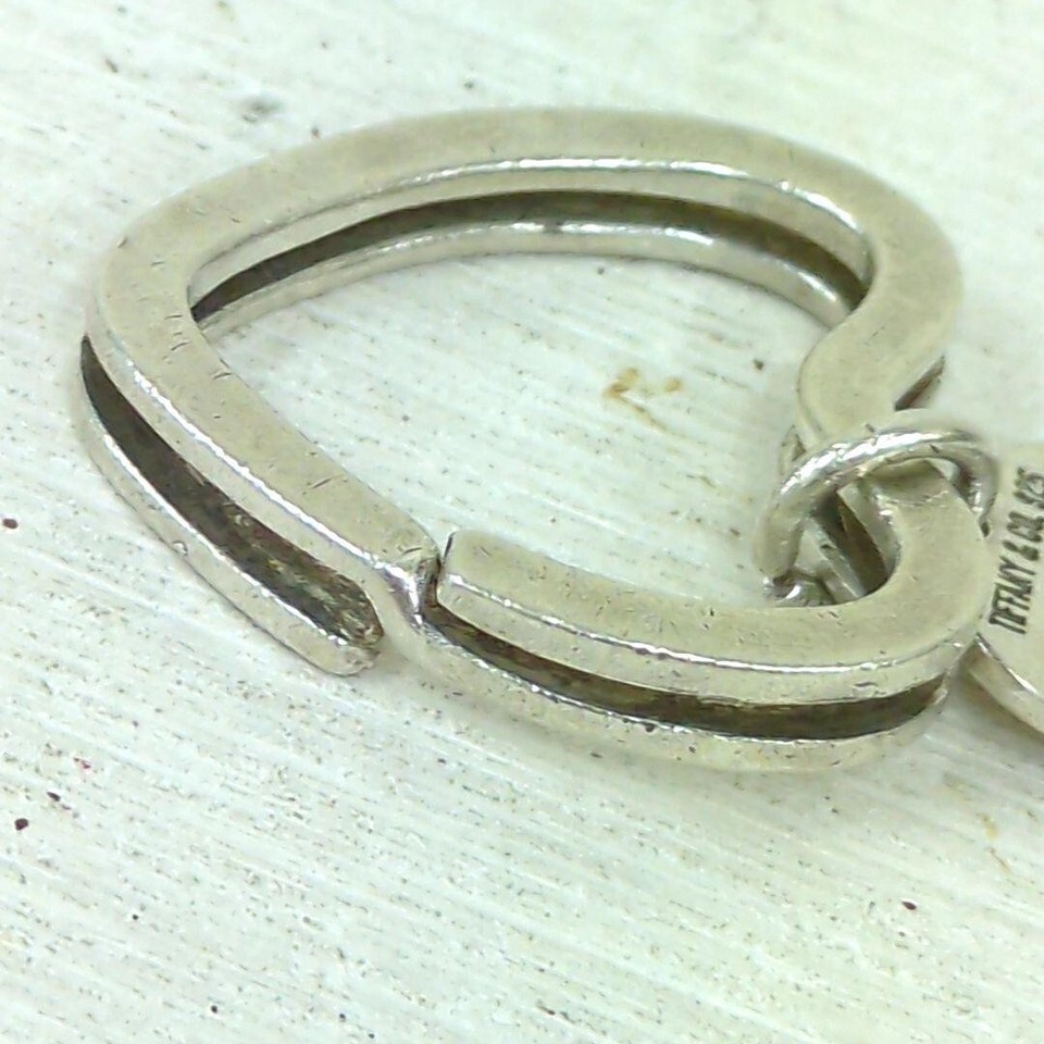 TIFFANY & CO. Key Ring Silver 925 w/case Heart Tag Key Holder Signed ...