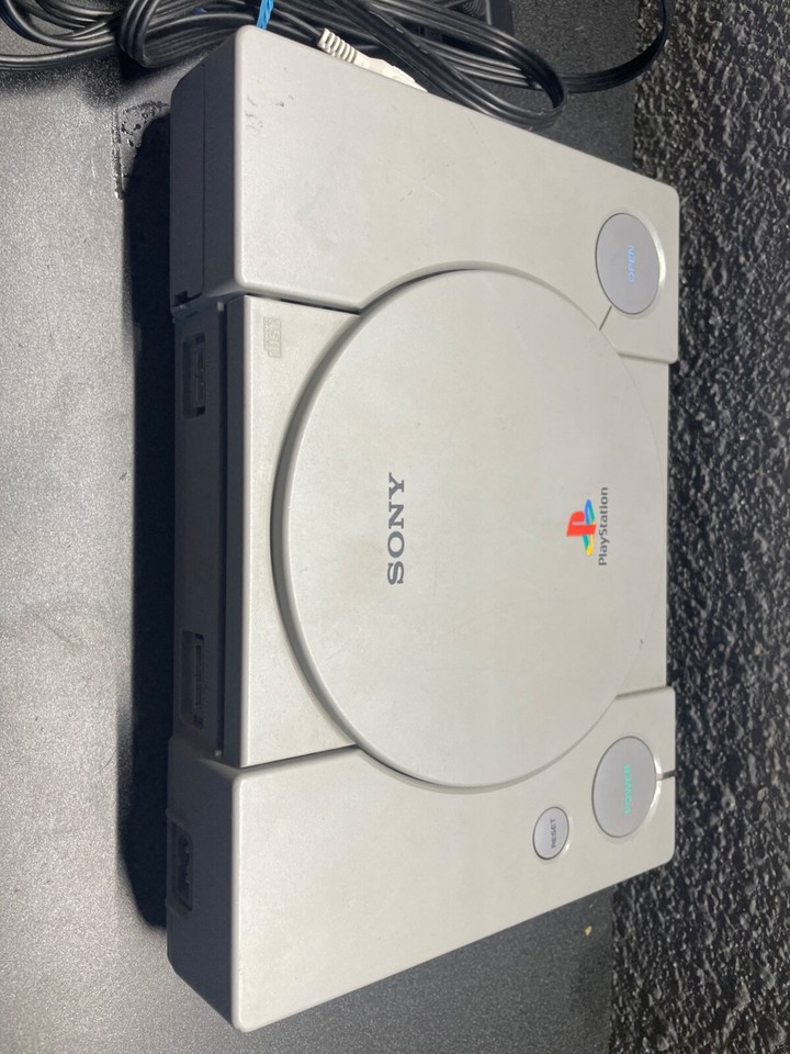 Original Sony PlayStation 1 PS1 Console With AV Cord Cable SCPH-7501 ...
