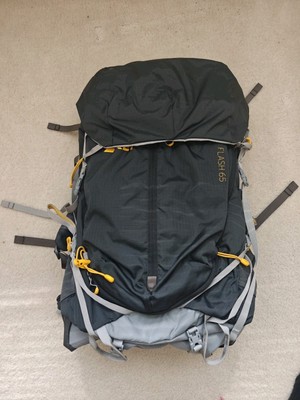 New REI Co-Op Flash 65 Men's Size M Medium Hiking Back Pack Dark Grey ...