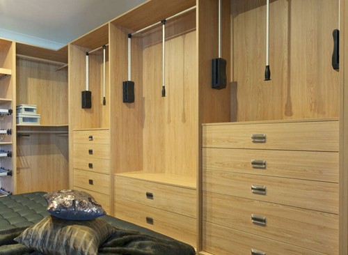 Pull Down Wardrobe Rail Lift 690mm - 920mm Hydraulic Clothes Rail ...