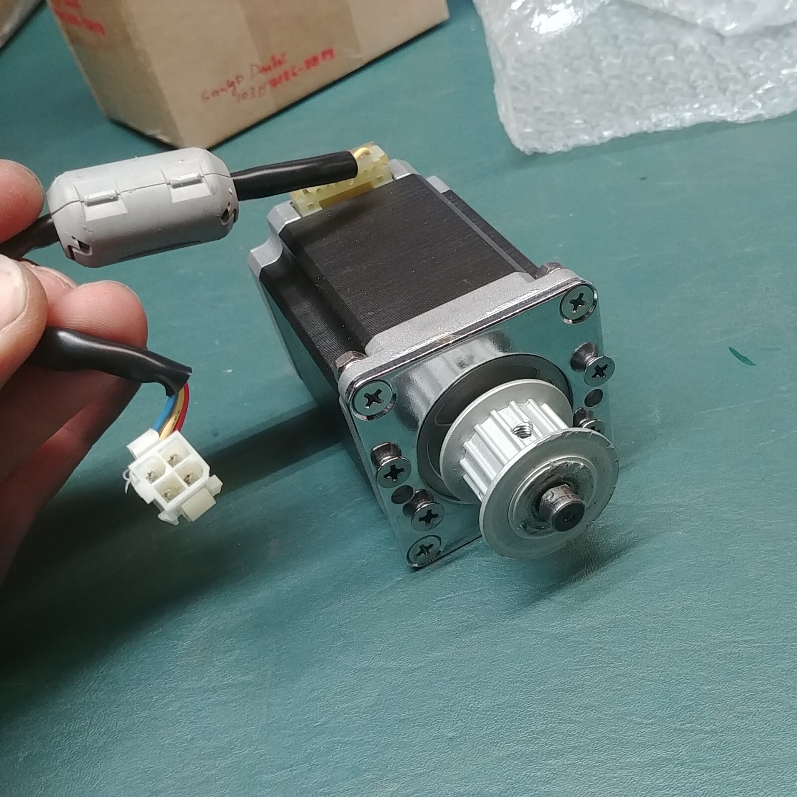 SWF Embroidery B-T1501 C-1502 X Motor 103H7126-2853 Sanyo Denki ...