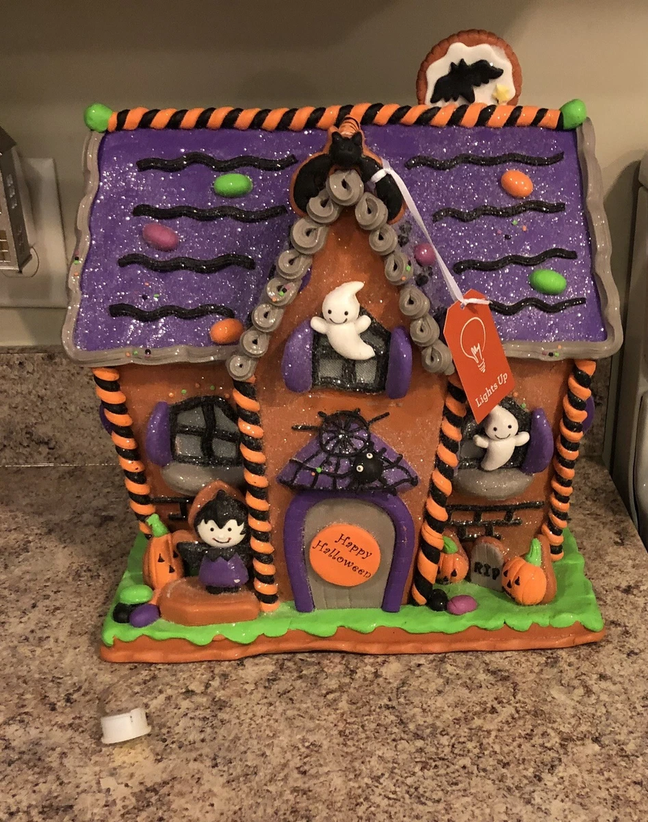 Gingerbread Haunted Mansion