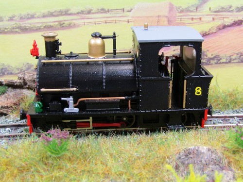 FOURDEES 'PRIMA' 0-4-2 STEAM LOCOMOTIVE - BLACK LIVERY - RTR - OO9 ...