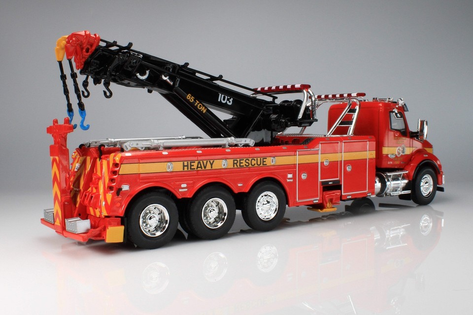 Kenworth T880 Heavy Rescue LACoFD Unit 103 1:43 Iconic Replicas 43-0510 ...