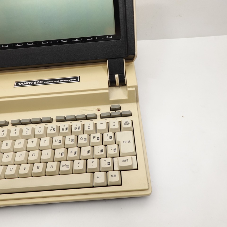 Vintage Tandy 600 Portable Computer 26-3901 – Unit Only Untested | eBay