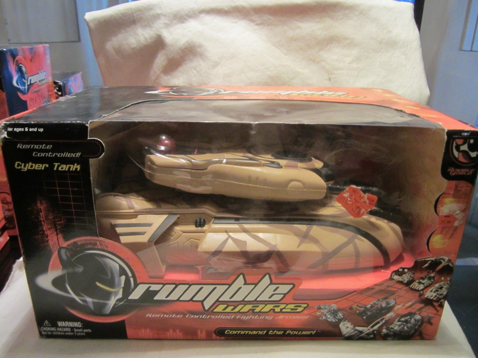 Rumble Wars CYBER TANK Brown Camo w/2 Cyber Troopers 2001 Trendmasters ...