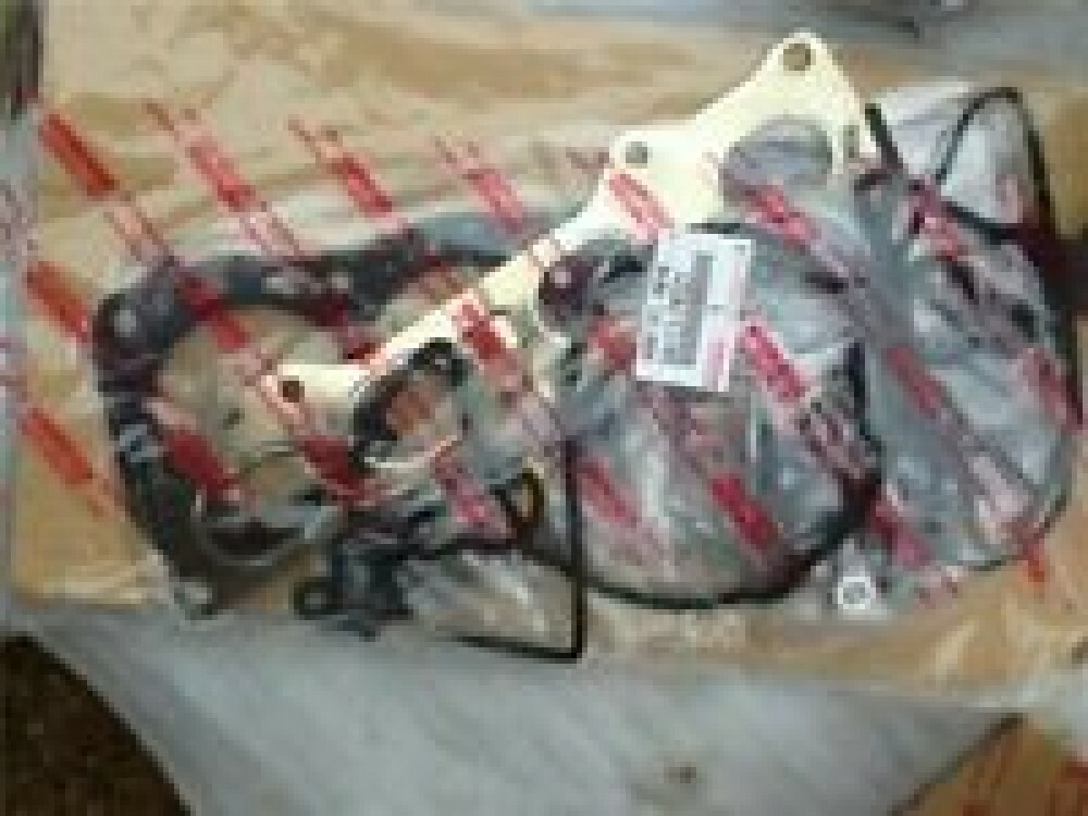 TOYOTA GENUINE OEM GASKET KIT, ENGINE OVERHAUL CAMRY HYBRID AVV50 04111 ...