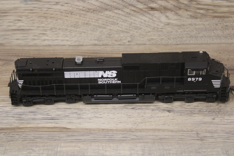 HO KATO 37-1802 GE C44-9W DASH 9 NORFOLK SOUTHERN NS # 8979 | eBay