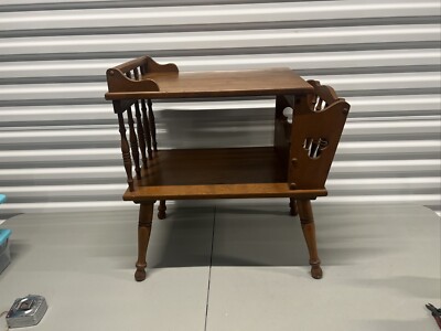 1900-1950 - Table Magazine Rack