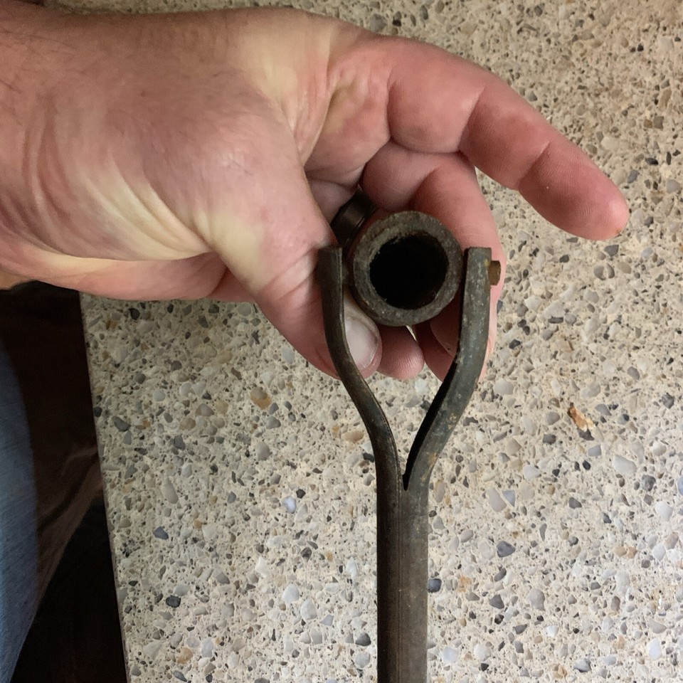 Vtg Very Old Iron Lead Dipper Ladle Melting Pot Bullets Antique ...