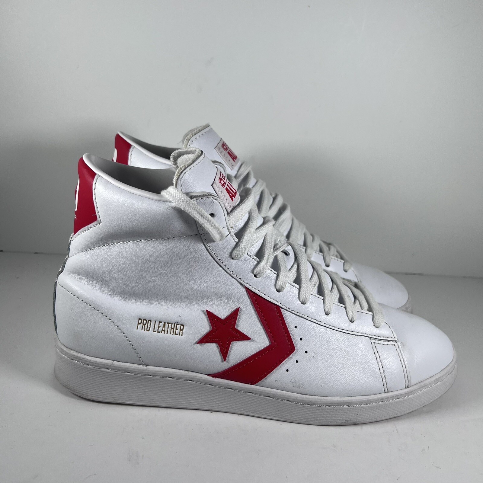Convers Chuck Taylor All Star Pro Leather Mid Lace Up Athletic Shoes ...
