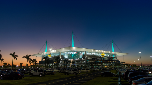 Miami Dolphin/NY Jets Monday Night Football Game Sept 29, 2025 Lower ...
