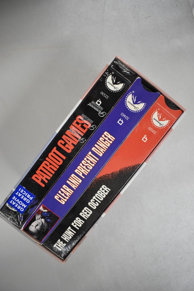 Tom Clancy Box Set-3 VHS-Hunt Red October-Patriot Games-Clear & Present ...