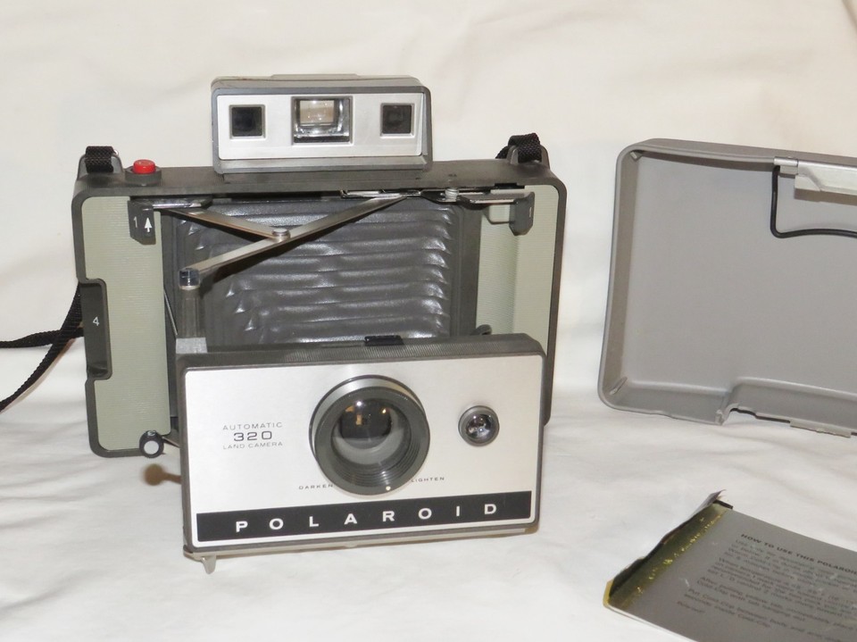 Vintage Polaroid Model 320 Land Camera Instant Film Camera | eBay