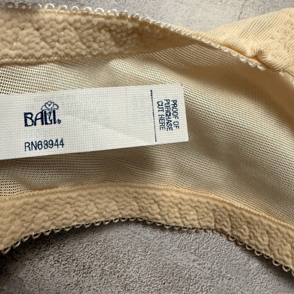 Bali Vintage Silhouette Sky Sheer Lace Full Coverage Wireless Bra 3500 ...