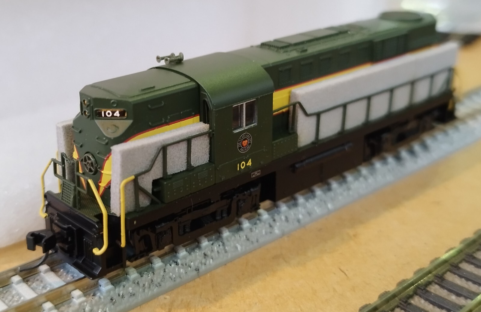 Atlas RS-11 Seboard Air Lin #104 DCC equipped (New from old inventory ...