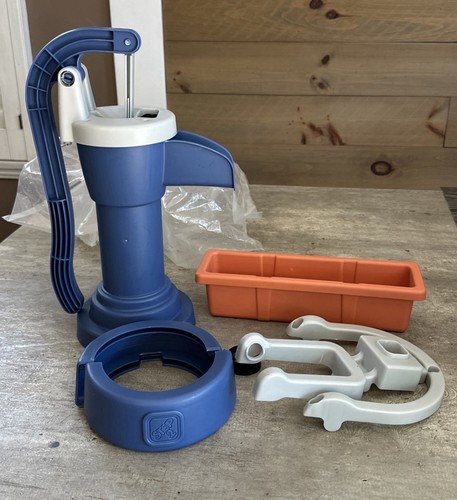 Step 2 Pump & Splash Discovery Pond Water Table Pump Replacement Parts ...