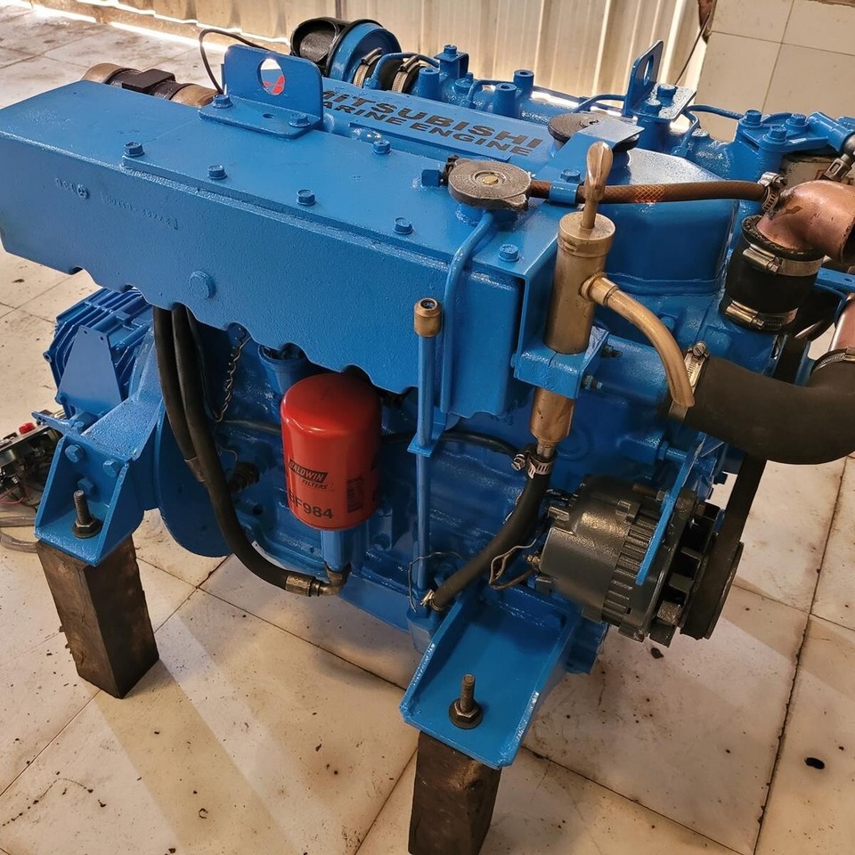 Mitsubishi S4-E2 70 hp marine Keel cooled diesel eng lifeboat Used ...