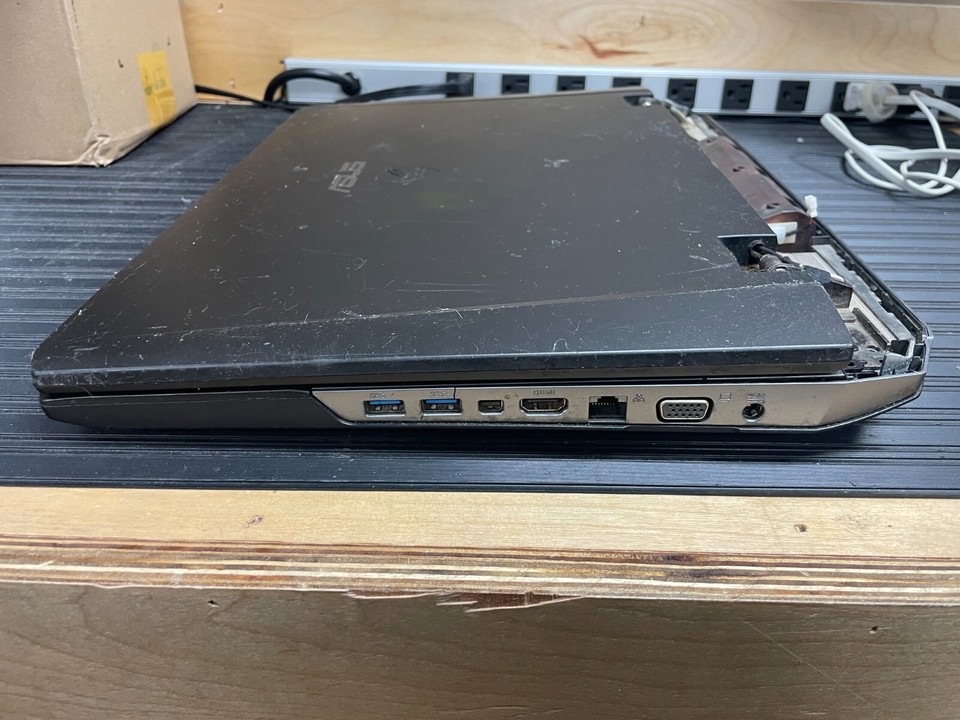 Asus ROG G75vw-BHI7N07, i7-3630QM@2.4, 16gb, No HDD/OS (for parts/not ...