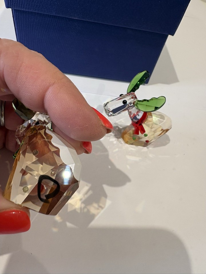 Swarovski Lovlots 2022 Holiday Mo And Ricci - 5631102 - very minor chip ...