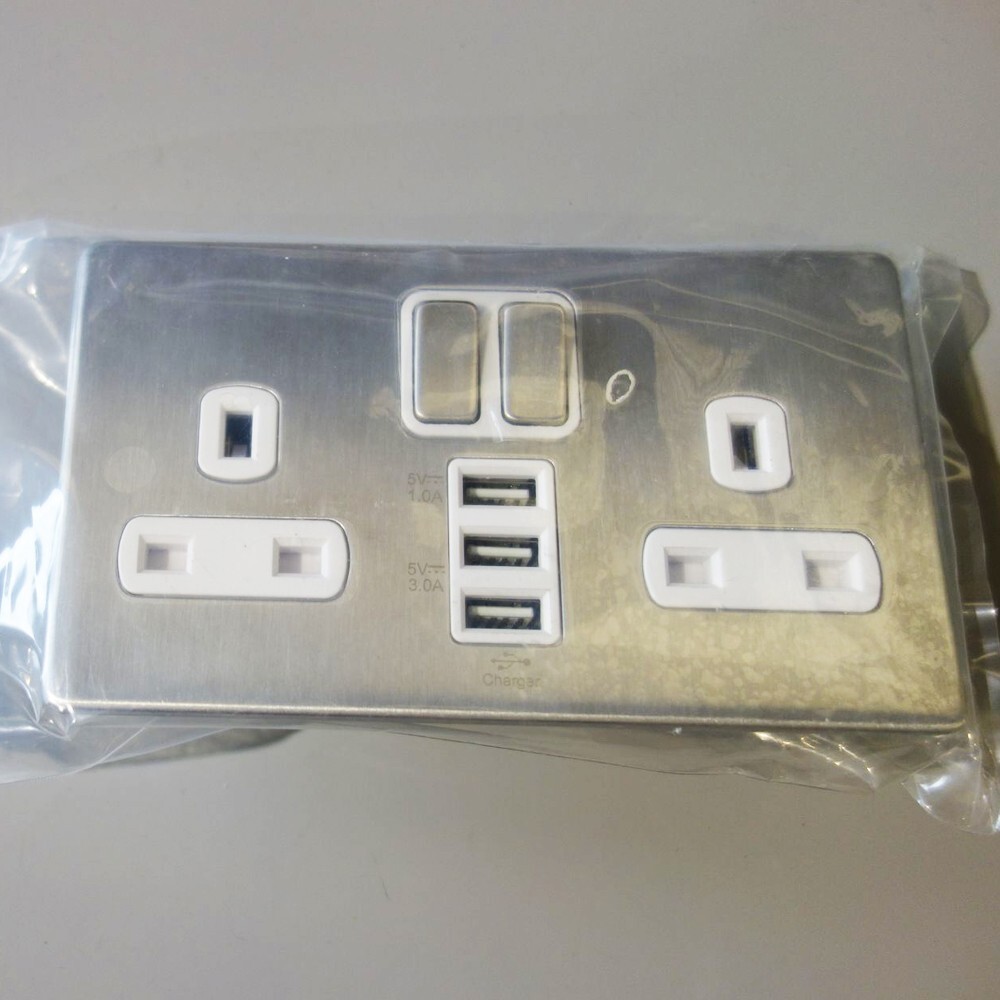 Deta Tripple USB Charging Double Socket Screwless 2G Twin Switched Wall ...