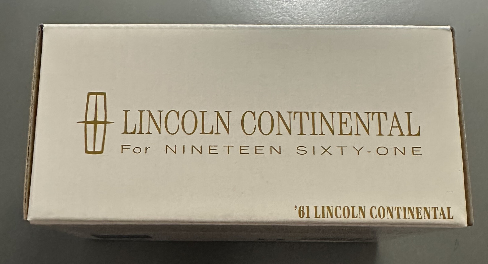 2024 Hot Wheels - Red Line Club (RLC) Exclusive - '61 Lincoln ...