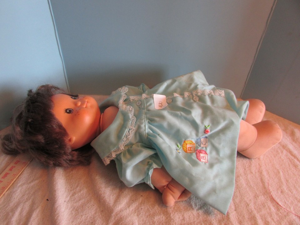 VINTAGE 1983 GATA BOX Soft Sculpted Kids 16" Plush Stuffed Girl Doll ...